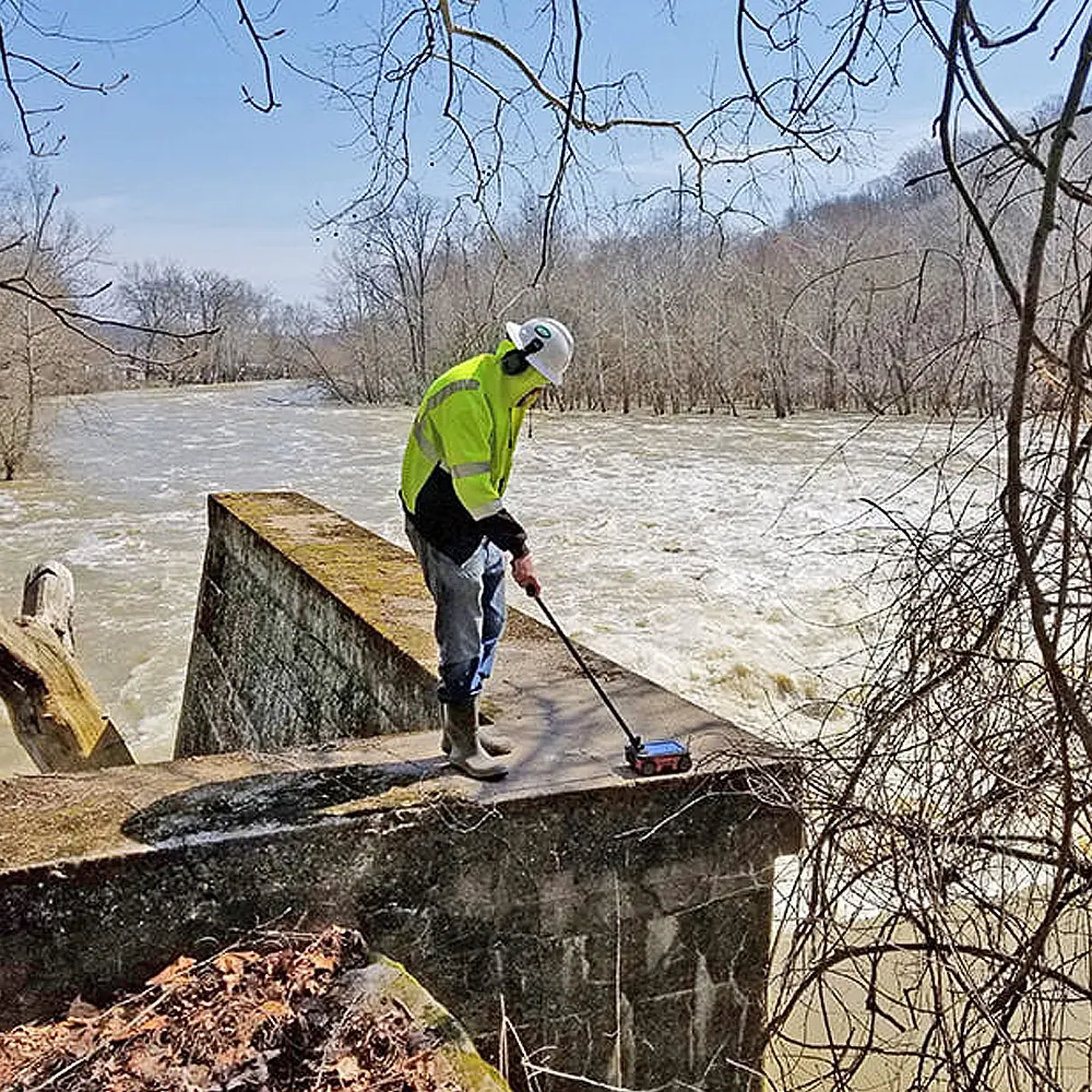 GSSI Mini XT GPR Concrete Scanner